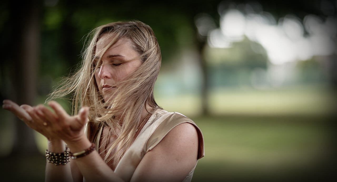 Lou Yoga – Align yourself with the patterns in nature